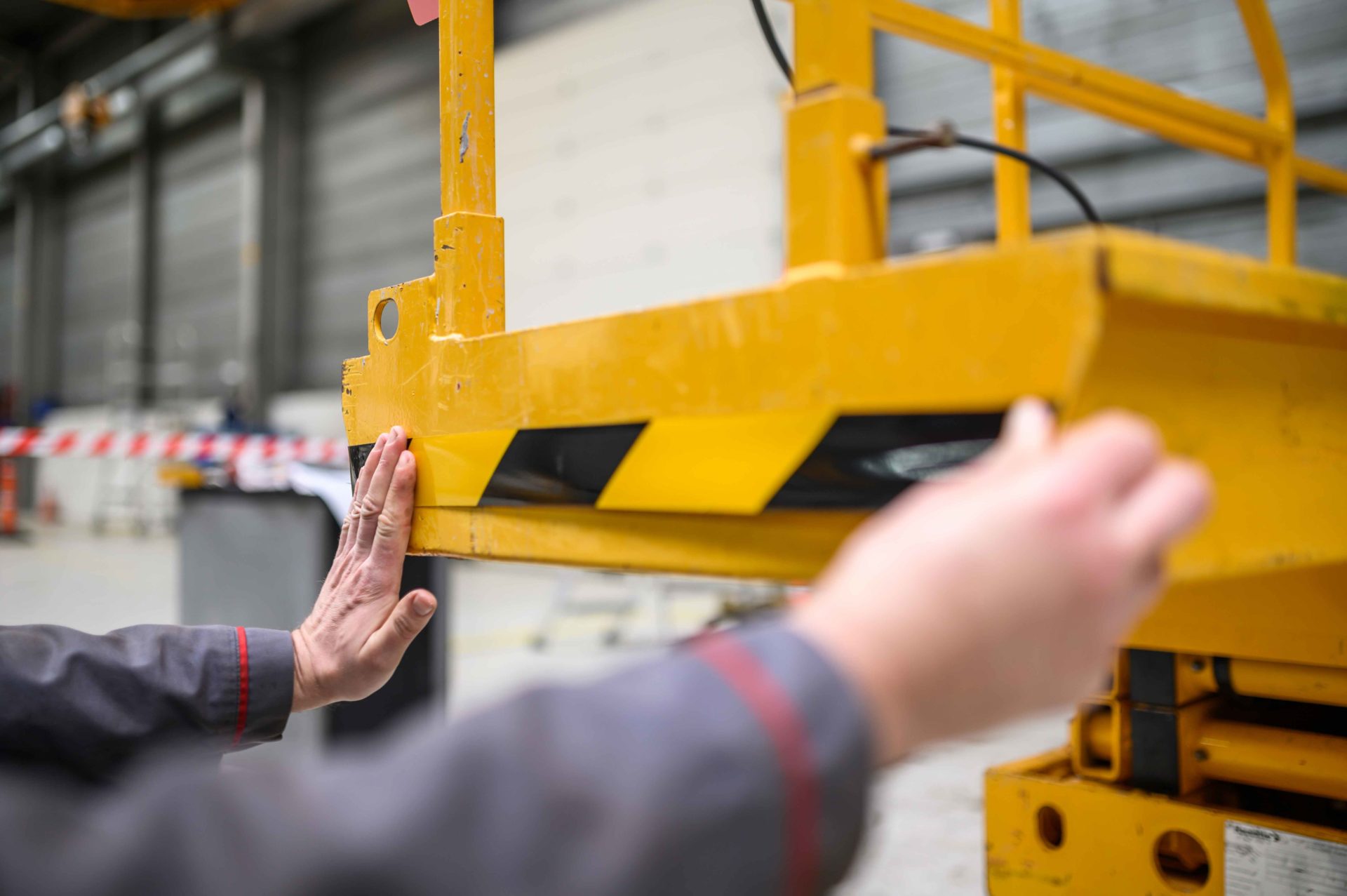 Reconditioned or second-hand lifting equipment: what's the difference?
